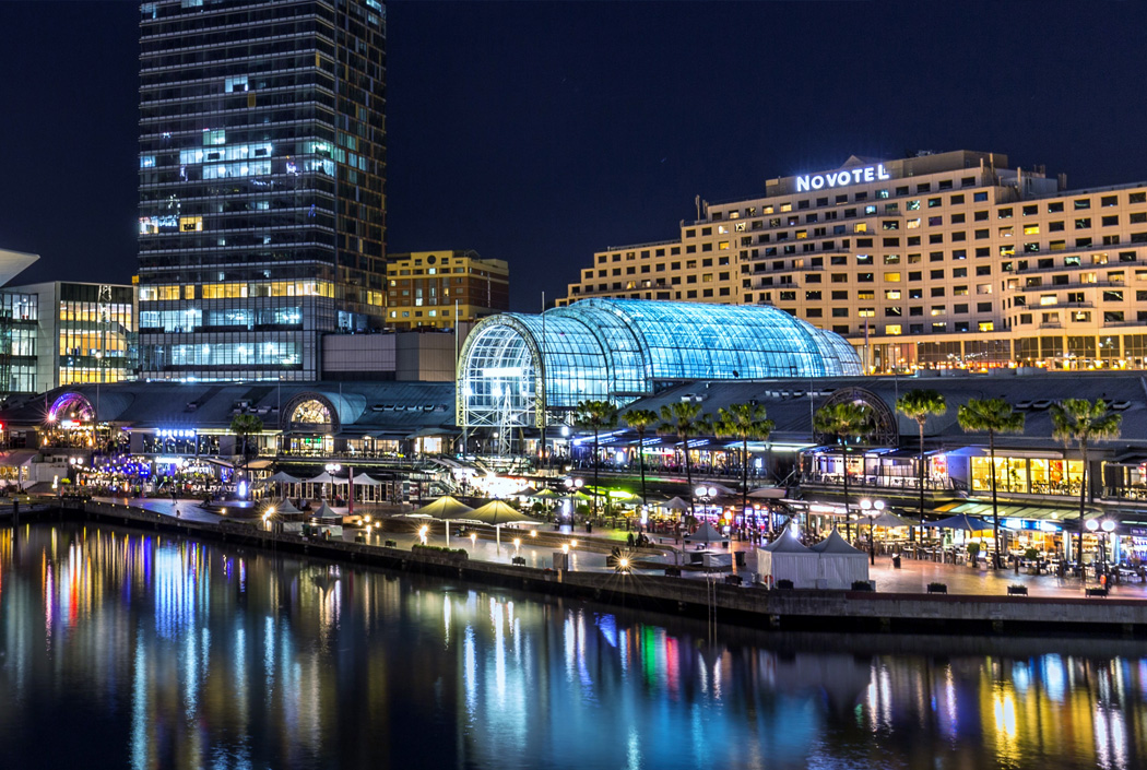 Harbourside Shopping Centre - Crest